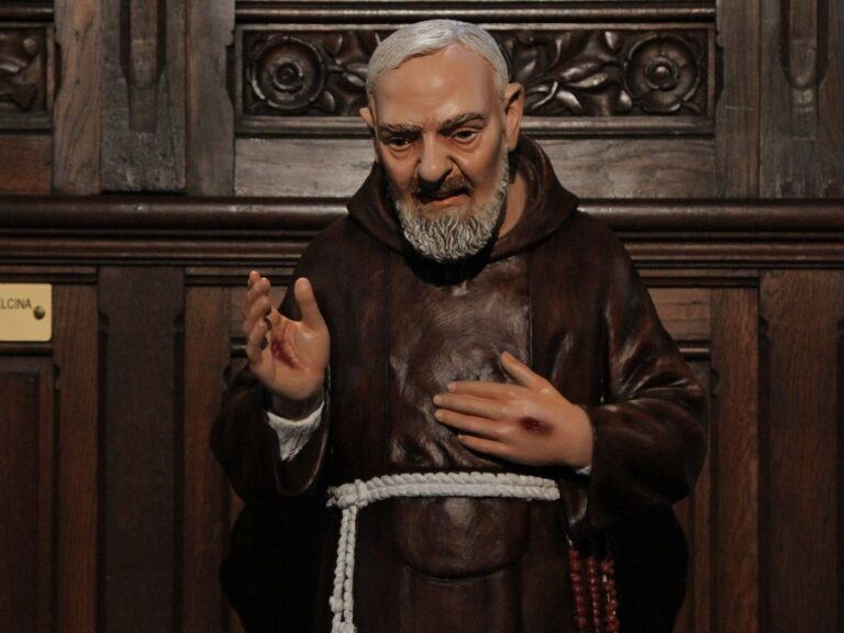 The Role of Saint Padre Pio in Modern Catholic Pilgrimages – Trinitours